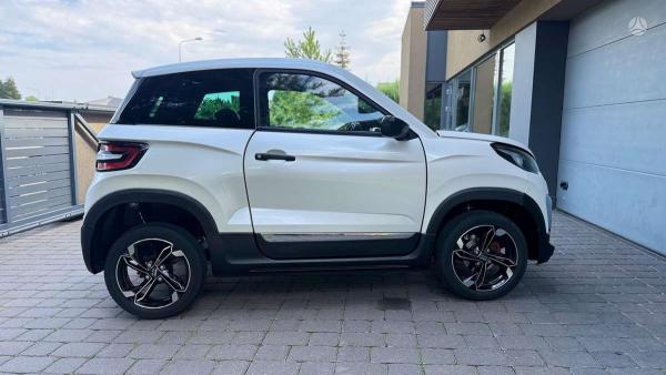 Лижье JS 60 2024 в Каунас на AUTOMOTO.COM.LV Белый Лижье JS 60 2024 в Каунас, объемом двигателя 0.50 л и пробегом 7 тыс. км за 11300 €, фото 6 на AUTOMOTO.COM.LV