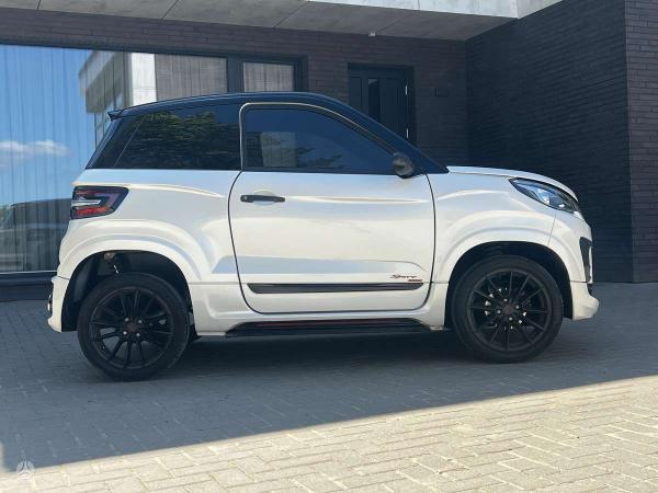 Balts Ligier JS 60 2021 Viļņa, ar dzinēja tilpumu 0.50 L un nobraukumu 17 tūkst. km par 11990 €, foto 5 vietnē AUTOMOTO.COM.LV
