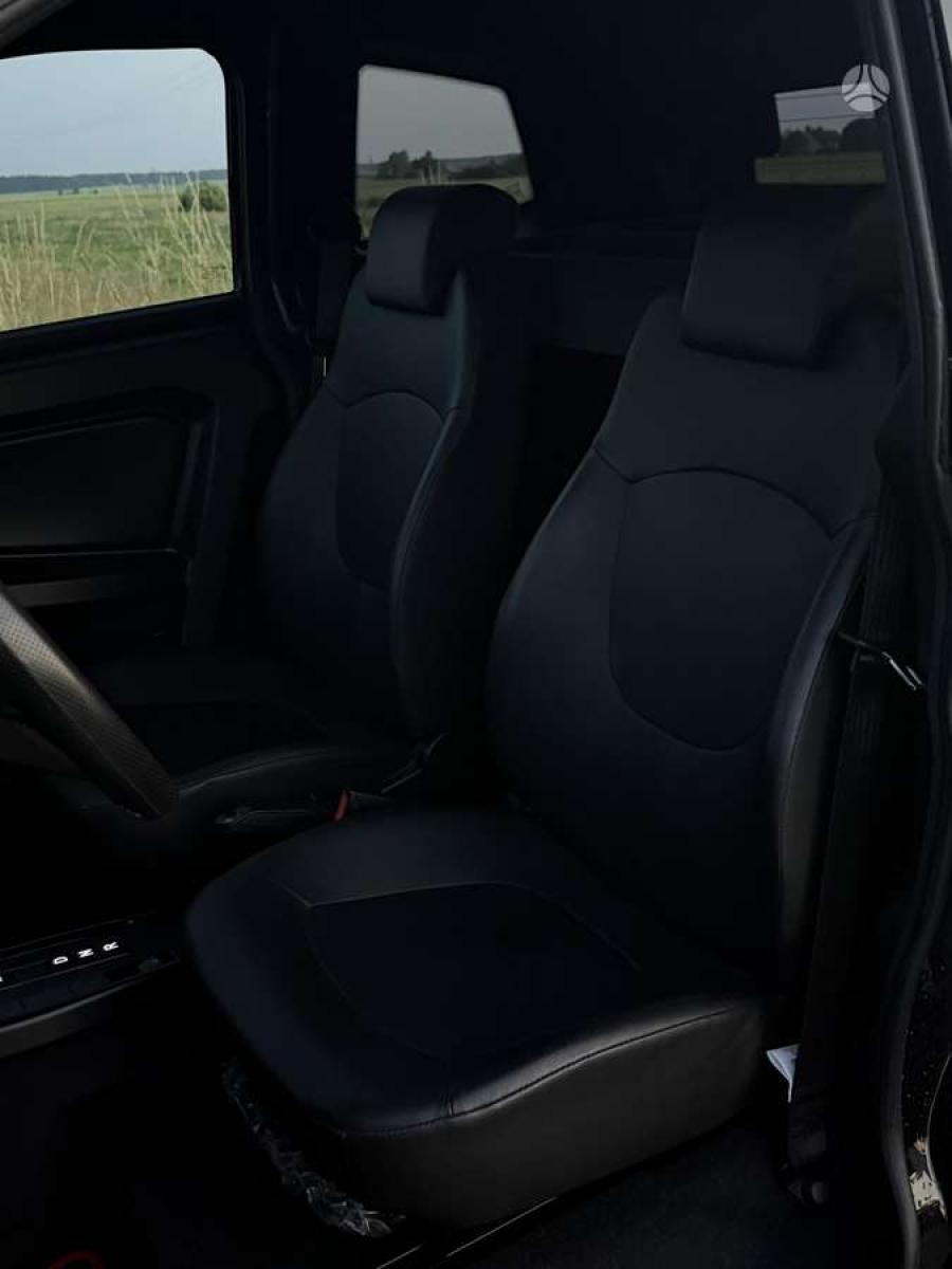 Melns Ligier Myli 2025 Tauragė, ar dzinēja tilpumu 0.00 L un nobraukumu 856 tūkst. km par 14799 €, foto 14 vietnē AUTOMOTO.COM.LV