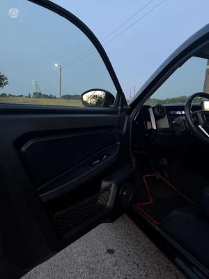 Melns Ligier Myli 2025 Tauragė, ar dzinēja tilpumu 0.00 L un nobraukumu 856 tūkst. km par 14799 €, foto 19 vietnē AUTOMOTO.COM.LV