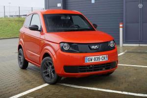 Sarkans Ligier Myli 2024 Viļņa, ar dzinēja tilpumu 0.00 L un nobraukumu 6 tūkst. km par 12900 €, foto  vietnē AUTOMOTO.COM.LV