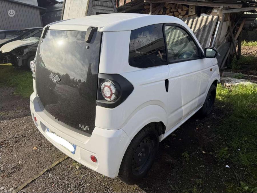 White Ligier Myli 2024 in Taurage, with an engine capacity of 0.00 L and mileage of 7 thousand km for 5500 €, photo 4 on AUTOMOTO.COM.LV