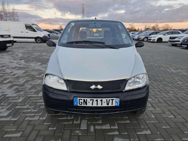 Pelēks Ligier X-Too 2006 Tauragė, ar dzinēja tilpumu 0.51 L un nobraukumu 29 tūkst. km par 2200 €, foto 1 vietnē AUTOMOTO.COM.LV