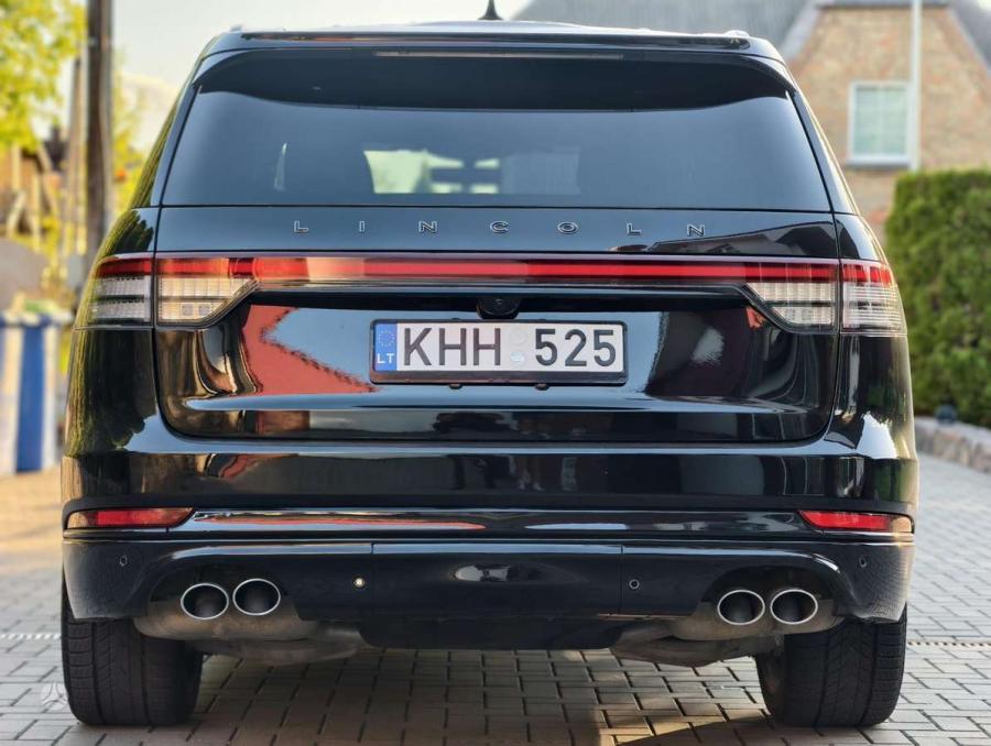 Melns Lincoln Aviator 2021 Šauļi, ar dzinēja tilpumu 3.00 L un nobraukumu 89 tūkst. km par 48500 €, foto 8 vietnē AUTOMOTO.COM.LV