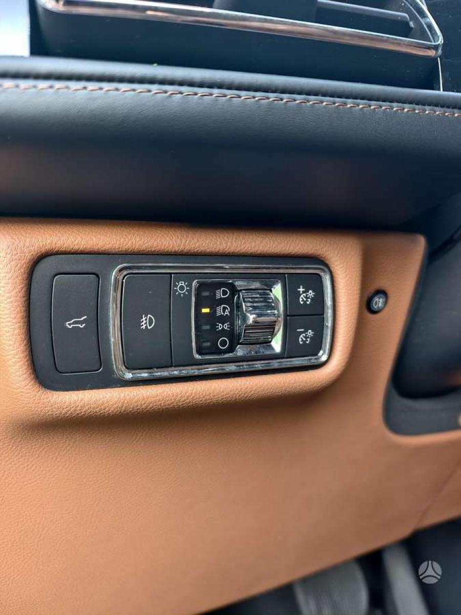 Melns Lincoln Aviator 2021 Šauļi, ar dzinēja tilpumu 3.00 L un nobraukumu 89 tūkst. km par 48500 €, foto 15 vietnē AUTOMOTO.COM.LV