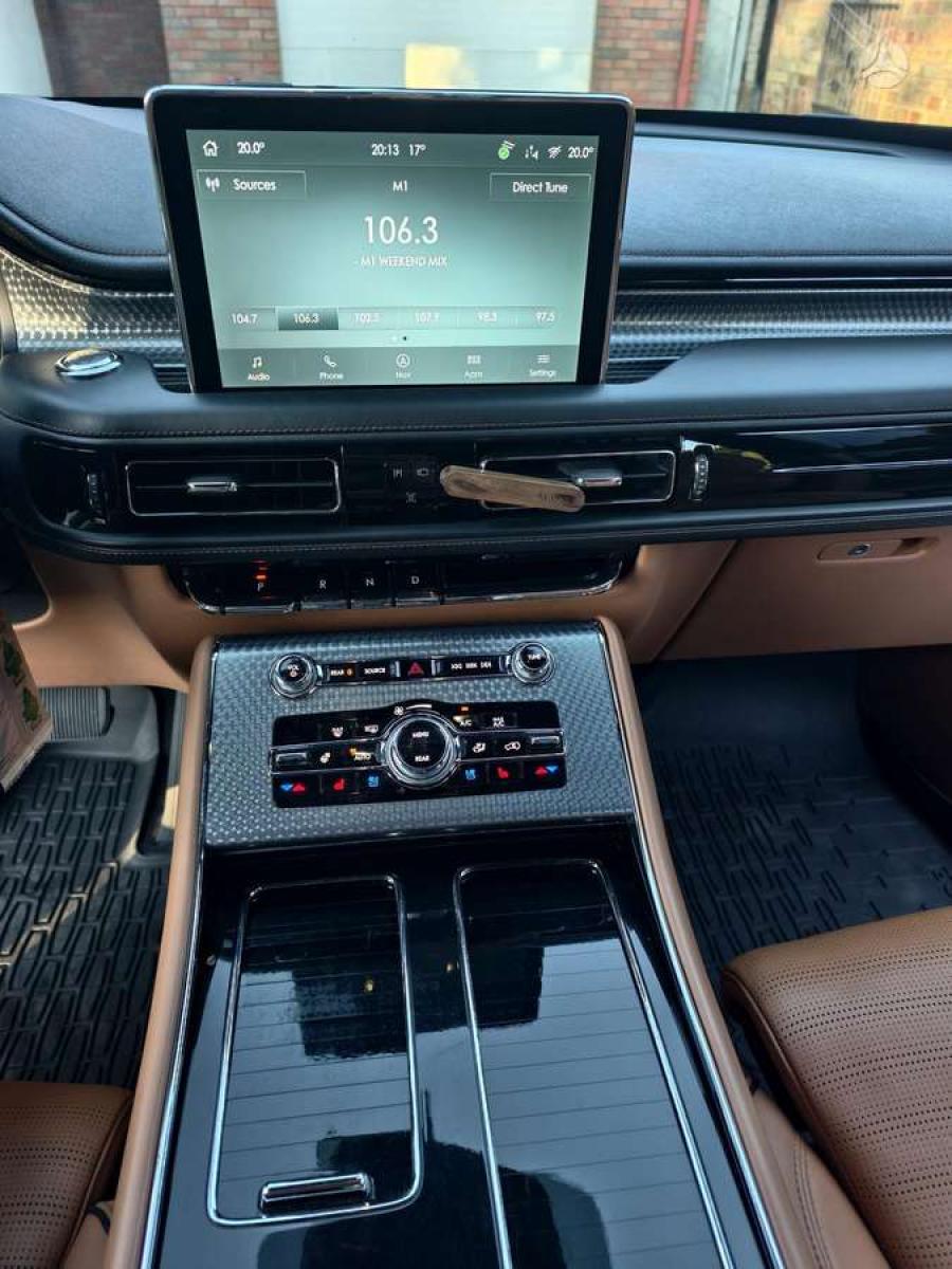 Melns Lincoln Aviator 2021 Šauļi, ar dzinēja tilpumu 3.00 L un nobraukumu 89 tūkst. km par 48500 €, foto 17 vietnē AUTOMOTO.COM.LV