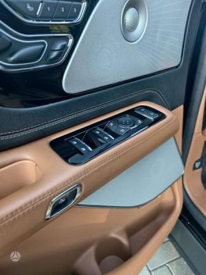 Melns Lincoln Aviator 2021 Šauļi, ar dzinēja tilpumu 3.00 L un nobraukumu 89 tūkst. km par 48500 €, foto 18 vietnē AUTOMOTO.COM.LV
