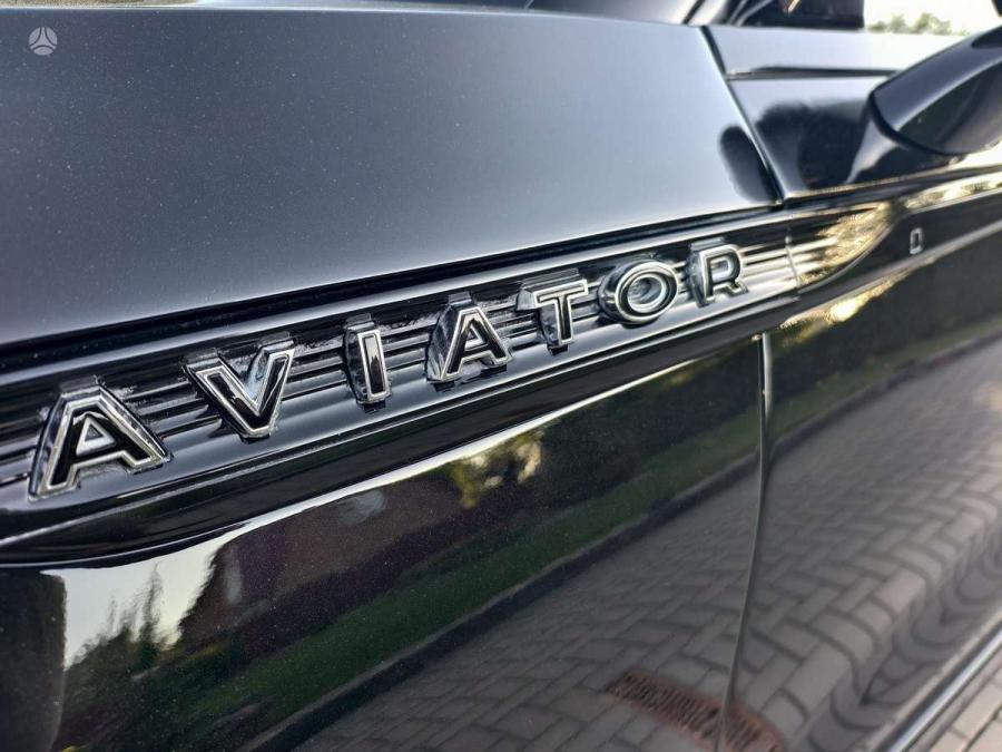 Melns Lincoln Aviator 2021 Šauļi, ar dzinēja tilpumu 3.00 L un nobraukumu 89 tūkst. km par 48500 €, foto 19 vietnē AUTOMOTO.COM.LV