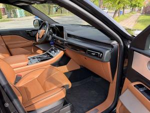 Melns Lincoln Aviator 2021 Šauļi, ar dzinēja tilpumu 3.00 L un nobraukumu 89 tūkst. km par 48500 €, foto 25 vietnē AUTOMOTO.COM.LV