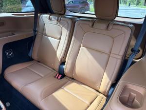 Melns Lincoln Aviator 2021 Šauļi, ar dzinēja tilpumu 3.00 L un nobraukumu 89 tūkst. km par 48500 €, foto 30 vietnē AUTOMOTO.COM.LV