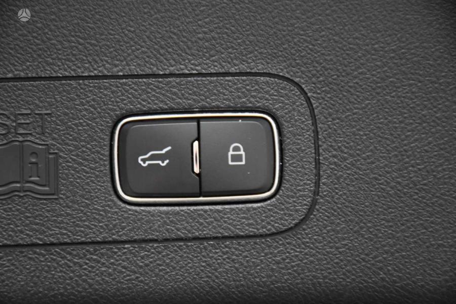 Melns Lincoln Aviator 2023 Viļņa, ar dzinēja tilpumu 2.96 L un nobraukumu 114 tūkst. km par 29500 €, foto 5 vietnē AUTOMOTO.COM.LV