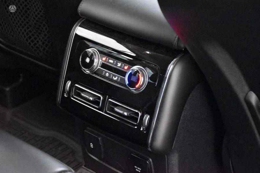Melns Lincoln Aviator 2023 Viļņa, ar dzinēja tilpumu 2.96 L un nobraukumu 114 tūkst. km par 29500 €, foto 8 vietnē AUTOMOTO.COM.LV