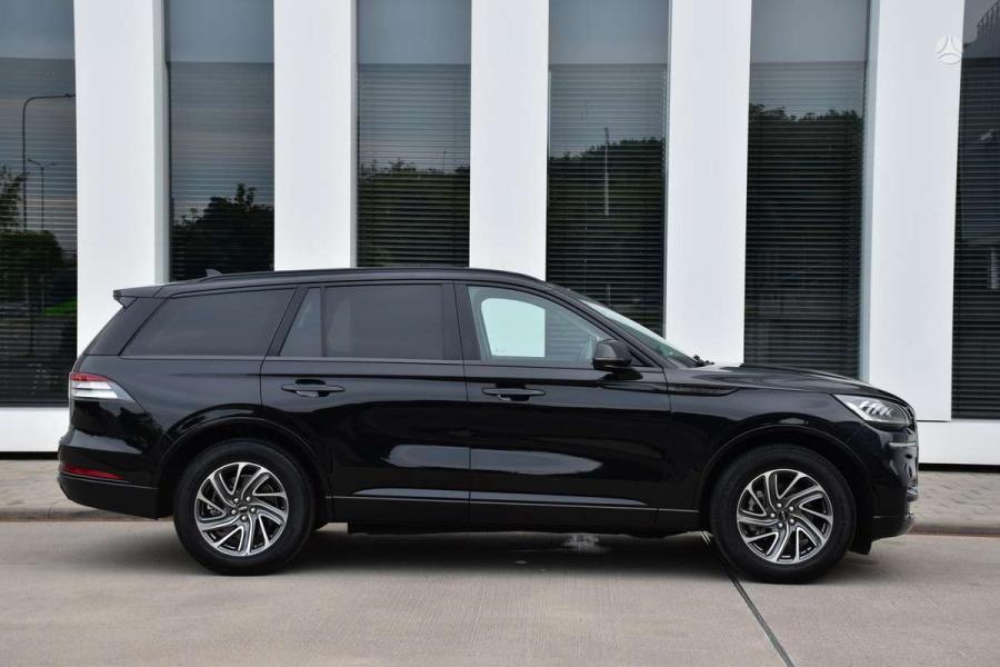 Melns Lincoln Aviator 2023 Viļņa, ar dzinēja tilpumu 2.96 L un nobraukumu 114 tūkst. km par 29500 €, foto 15 vietnē AUTOMOTO.COM.LV