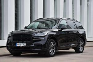 Melns Lincoln Aviator 2023 Viļņa, ar dzinēja tilpumu 2.96 L un nobraukumu 114 tūkst. km par 29500 €, foto 21 vietnē AUTOMOTO.COM.LV