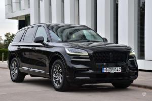 Melns Lincoln Aviator 2023 Viļņa, ar dzinēja tilpumu 2.96 L un nobraukumu 114 tūkst. km par 29500 €, foto 23 vietnē AUTOMOTO.COM.LV
