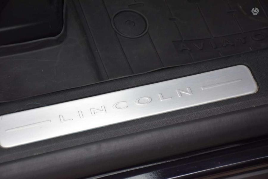 Melns Lincoln Aviator 2023 Viļņa, ar dzinēja tilpumu 2.96 L un nobraukumu 114 tūkst. km par 29500 €, foto 28 vietnē AUTOMOTO.COM.LV
