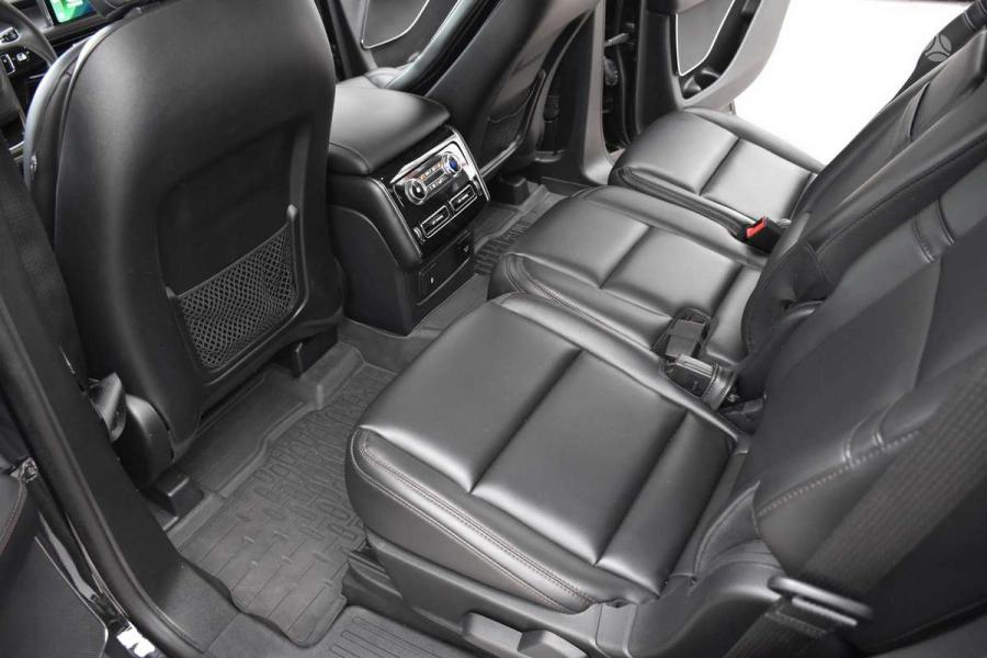 Melns Lincoln Aviator 2023 Viļņa, ar dzinēja tilpumu 2.96 L un nobraukumu 114 tūkst. km par 29500 €, foto 29 vietnē AUTOMOTO.COM.LV