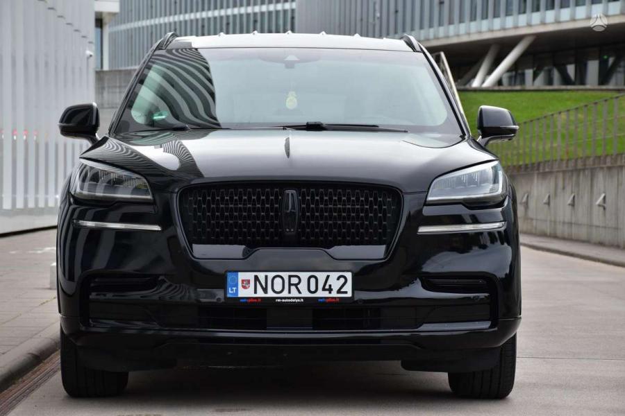 Melns Lincoln Aviator 2023 Viļņa, ar dzinēja tilpumu 3.00 L un nobraukumu 114 tūkst. km par 25990 €, foto 19 vietnē AUTOMOTO.COM.LV