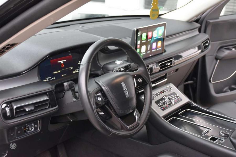 Melns Lincoln Aviator 2023 Viļņa, ar dzinēja tilpumu 3.00 L un nobraukumu 114 tūkst. km par 25990 €, foto 20 vietnē AUTOMOTO.COM.LV