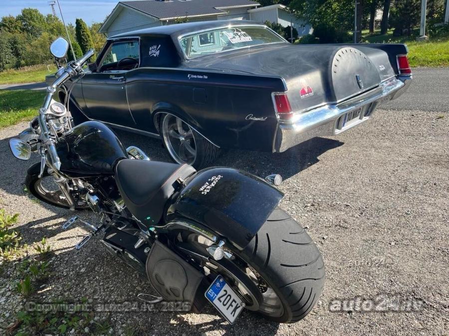 Black Lincoln Continental 1969 in Tallinn, with an engine capacity of 7.60 L and mileage of 0 thousand km for 16000 €, photo 18 on AUTOMOTO.COM.LV