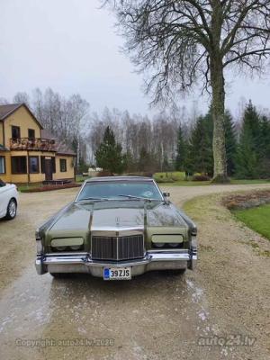 Zaļš Lincoln Continental 1969 Tallina, ar dzinēja tilpumu 5.90 L un nobraukumu 90 tūkst. km par 5000 €, foto  vietnē AUTOMOTO.COM.LV