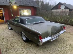 Green Lincoln Continental 1969 in Tallinn, with an engine capacity of 5.90 L and mileage of 90 thousand km for 5000 €, photo 8 on AUTOMOTO.COM.LV