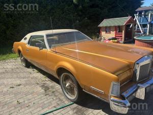 Yellow Lincoln Continental 1976 in Liepaja, with an engine capacity of 7.50 L and mileage of 83 thousand km for 11200 €, photo 4 on AUTOMOTO.COM.LV