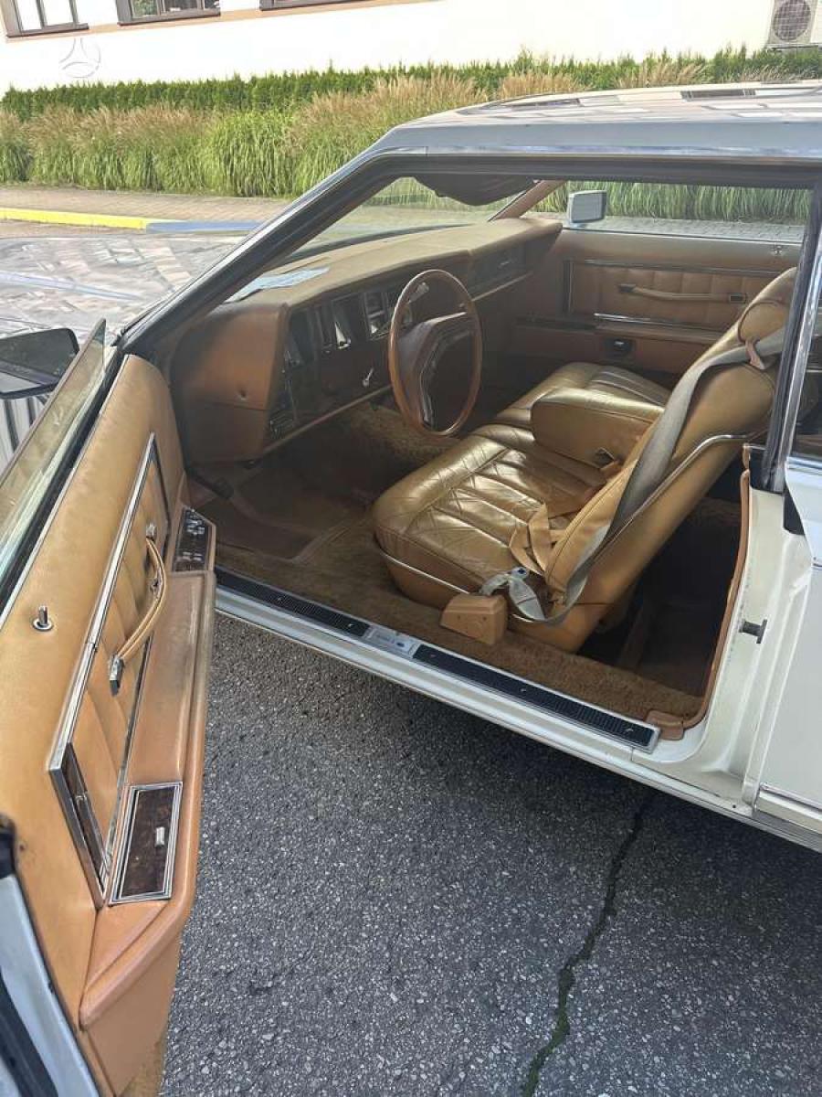 Dzeltens Lincoln Continental 1978 Kauņa, ar dzinēja tilpumu 6.56 L un nobraukumu 28 tūkst. km par 9900 €, foto 1 vietnē AUTOMOTO.COM.LV