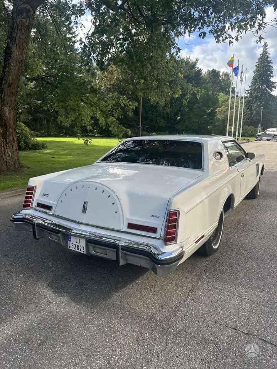 Dzeltens Lincoln Continental 1978 Kauņa, ar dzinēja tilpumu 6.56 L un nobraukumu 28 tūkst. km par 9900 €, foto 5 vietnē AUTOMOTO.COM.LV