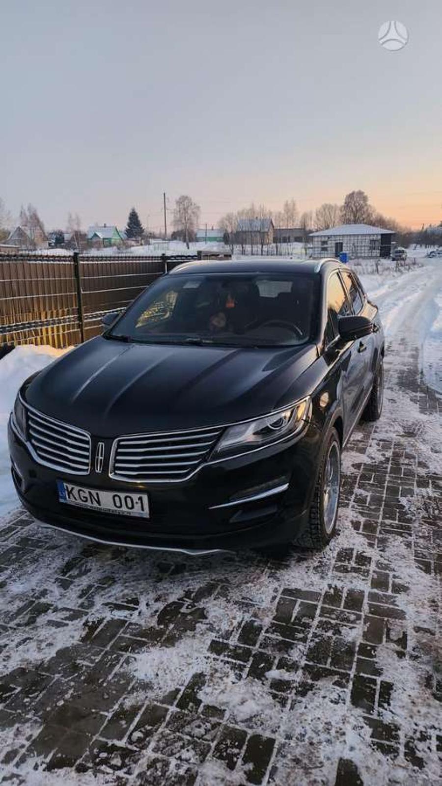 Black Lincoln MKC 2015 in Kaisiadorys, with an engine capacity of 2.00 L and mileage of 111 thousand km for 9700 €, photo 11 on AUTOMOTO.COM.LV