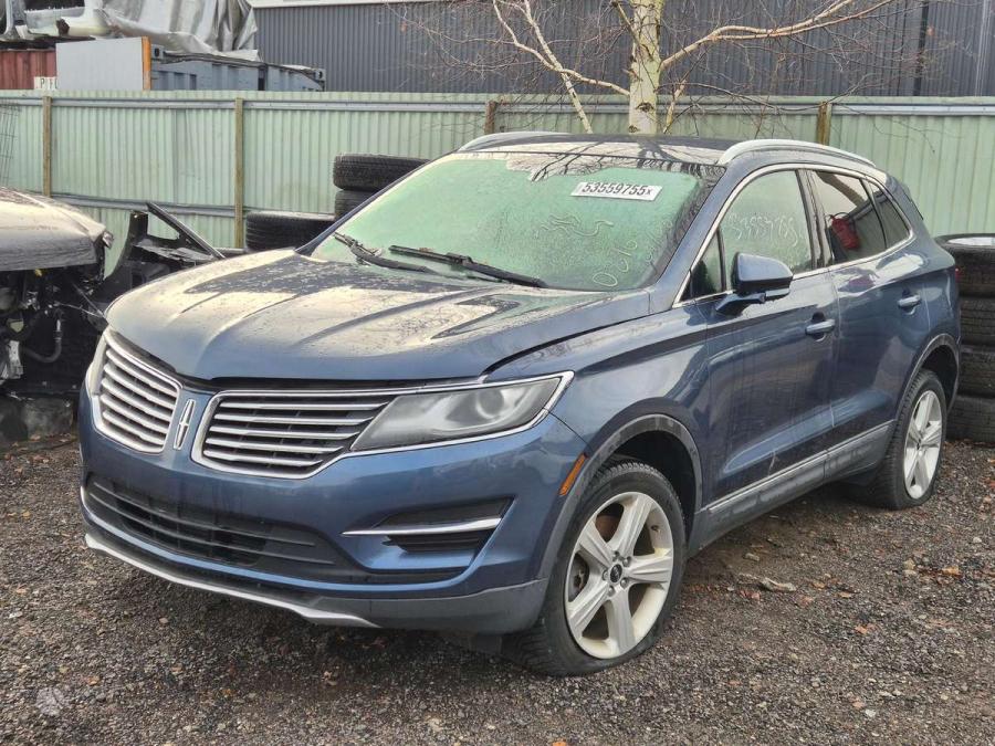 Zils Lincoln MKC 2018 Viļņa, ar dzinēja tilpumu 2.00 L un nobraukumu 126 tūkst. km par 9400 €, foto 6 vietnē AUTOMOTO.COM.LV