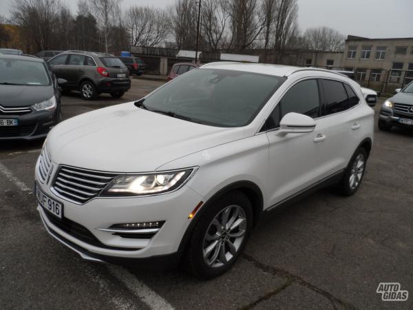 Balts Lincoln MKC 2015 Klaipėda, ar dzinēja tilpumu 2.00 L un nobraukumu 110 tūkst. km par 12800 €, foto 3 vietnē AUTOMOTO.COM.LV