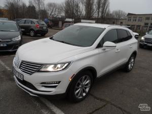 White Lincoln MKC 2015 in Klaipeda, with an engine capacity of 2.00 L and mileage of 110 thousand km for 12800 €, photo 3 on AUTOMOTO.COM.LV