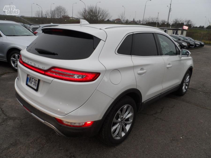 White Lincoln MKC 2015 in Klaipeda, with an engine capacity of 2.00 L and mileage of 110 thousand km for 12800 €, photo 7 on AUTOMOTO.COM.LV