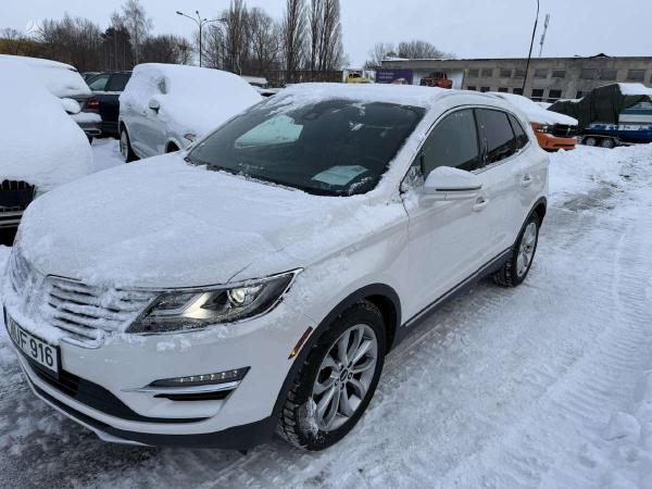 Balts Lincoln MKC 2016 Klaipėda, ar dzinēja tilpumu 2.00 L un nobraukumu 111 tūkst. km par 12800 €, foto 2 vietnē AUTOMOTO.COM.LV