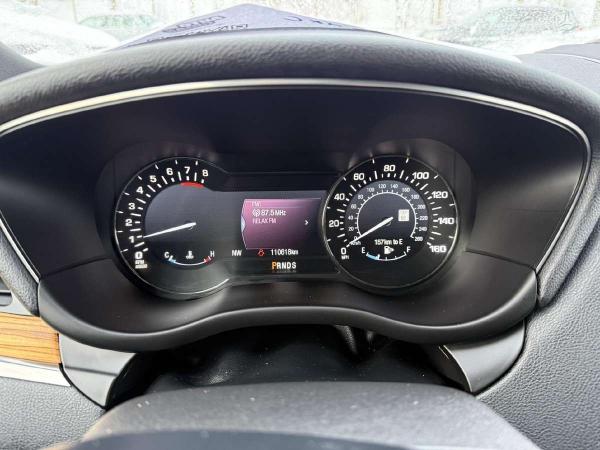 Balts Lincoln MKC 2016 Klaipėda, ar dzinēja tilpumu 2.00 L un nobraukumu 111 tūkst. km par 12800 €, foto 10 vietnē AUTOMOTO.COM.LV