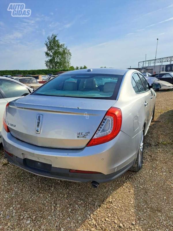Lincoln MKS 2013 Šauļi, ar dzinēja tilpumu 3.50 L un nobraukumu 183 tūkst. km par 2200 €, foto 3 vietnē AUTOMOTO.COM.LV