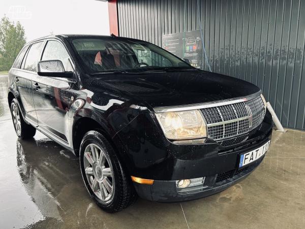 Black Lincoln MKX 2009 in Klaipeda, with an engine capacity of 3.50 L and mileage of 213 thousand km for 5200 €, photo 8 on AUTOMOTO.COM.LV