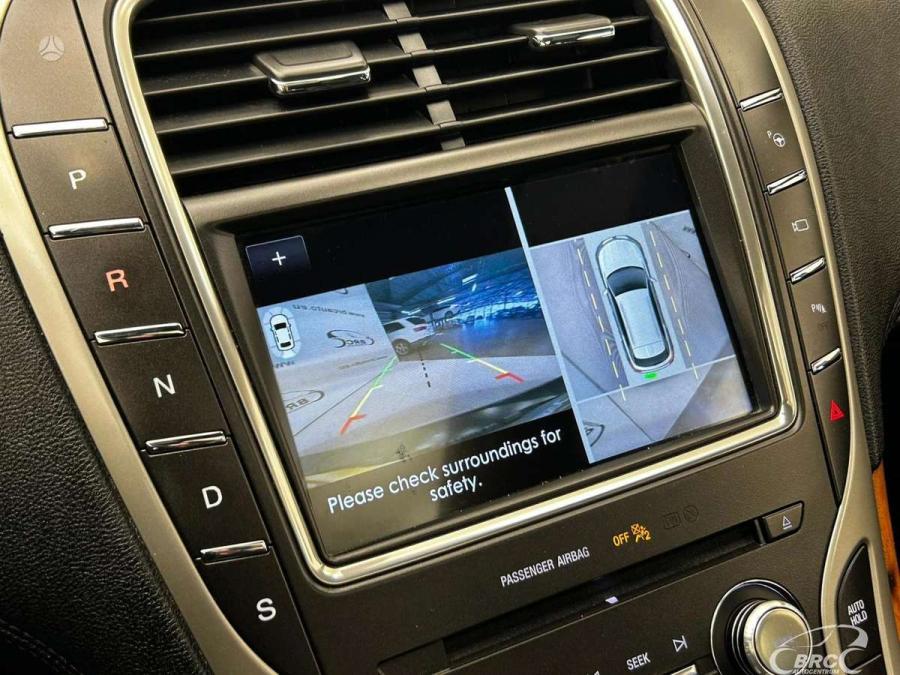 Black Lincoln MKX 2017 in Vilnius, with an engine capacity of 3.73 L and mileage of 168 thousand km for 14900 €, photo 25 on AUTOMOTO.COM.LV