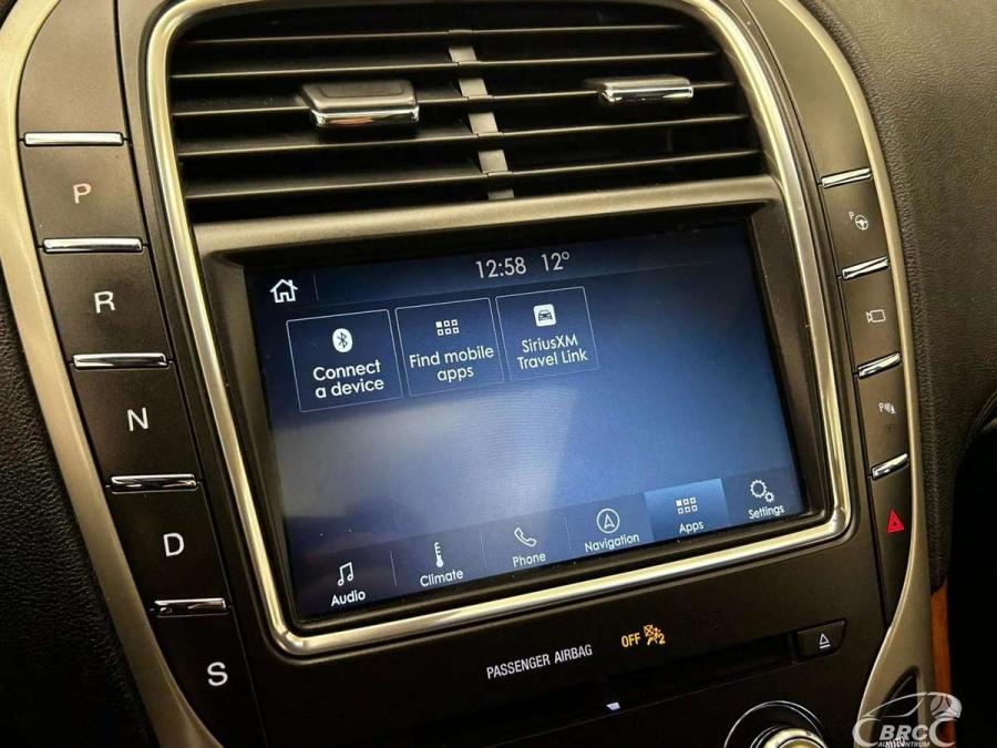 Black Lincoln MKX 2017 in Vilnius, with an engine capacity of 3.73 L and mileage of 168 thousand km for 14900 €, photo 27 on AUTOMOTO.COM.LV