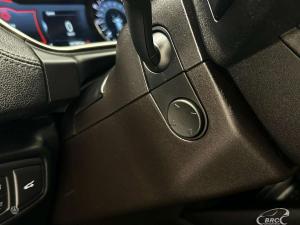 Black Lincoln MKX 2017 in Vilnius, with an engine capacity of 3.73 L and mileage of 168 thousand km for 14900 €, photo 28 on AUTOMOTO.COM.LV