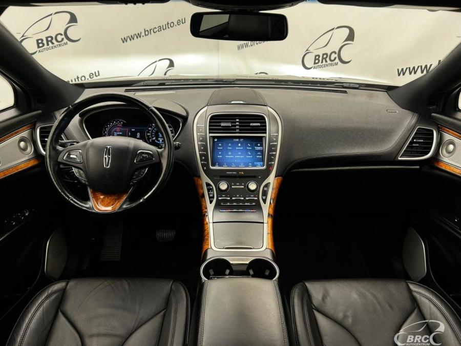 Lincoln MKX 2017 in Vilnius, with an engine capacity of 3.73 L and mileage of 168 thousand km for 14900 €, photo 4 on AUTOMOTO.COM.LV