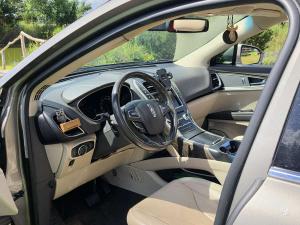 Grey Lincoln MKX 2017 in Vilnius, with an engine capacity of 3.73 L and mileage of 83 thousand km for 17000 €, photo 9 on AUTOMOTO.COM.LV
