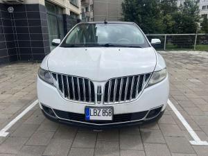 Balts Lincoln MKX 2012 Viļņa, ar dzinēja tilpumu 3.70 L un nobraukumu 278 tūkst. km par 2600 €, foto  vietnē AUTOMOTO.COM.LV