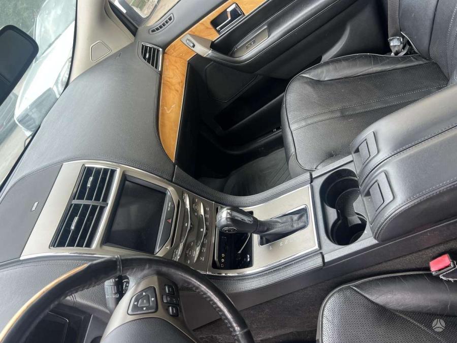 Balts Lincoln MKX 2012 Viļņa, ar dzinēja tilpumu 3.70 L un nobraukumu 278 tūkst. km par 2600 €, foto 10 vietnē AUTOMOTO.COM.LV