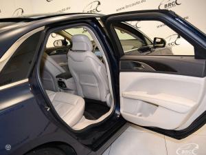 Blue Lincoln MKZ 2017 in Vilnius, with an engine capacity of 2.00 L and mileage of 230 thousand km for 8990 €, photo 16 on AUTOMOTO.COM.LV