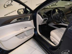 Blue Lincoln MKZ 2017 in Vilnius, with an engine capacity of 2.00 L and mileage of 230 thousand km for 8990 €, photo 21 on AUTOMOTO.COM.LV