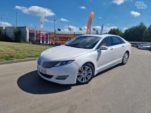 White Lincoln MKZ 2016 in Kaunas, with an engine capacity of 3.70 L and mileage of 73 thousand km for 7990 €, photo  on AUTOMOTO.COM.LV