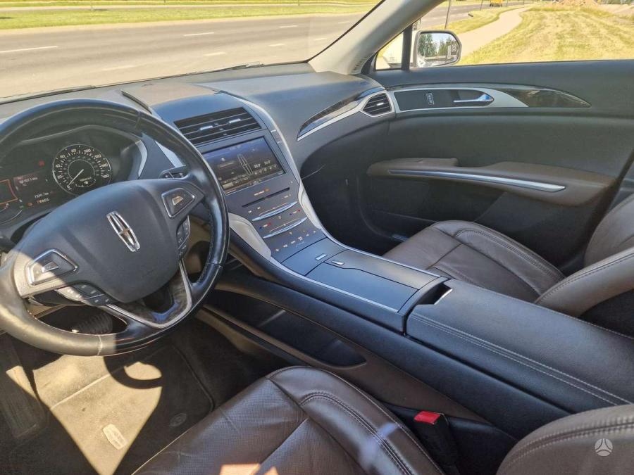 Balts Lincoln MKZ 2016 Kauņa, ar dzinēja tilpumu 3.73 L un nobraukumu 73 tūkst. km par 7490 €, foto 12 vietnē AUTOMOTO.COM.LV