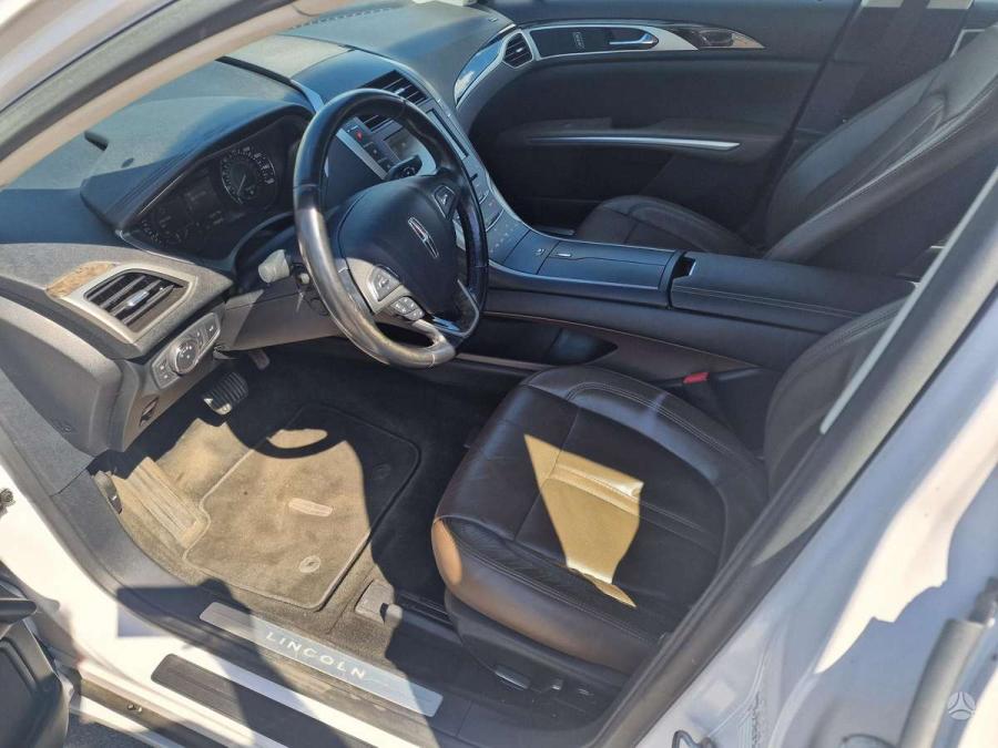 Balts Lincoln MKZ 2016 Kauņa, ar dzinēja tilpumu 3.73 L un nobraukumu 73 tūkst. km par 7490 €, foto 13 vietnē AUTOMOTO.COM.LV